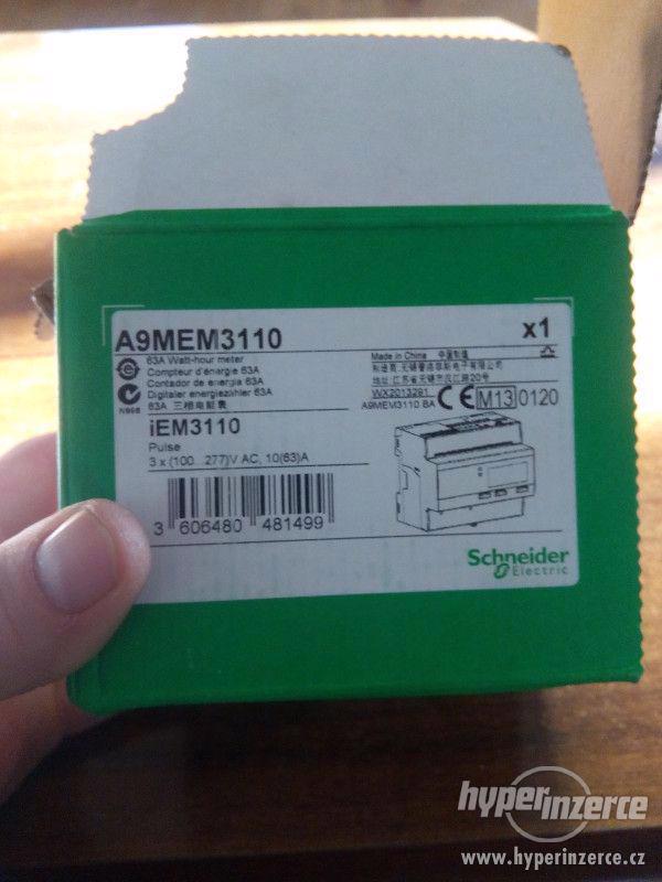 Schneider Electric A9MEM3110 - bazar - Hyperinzerce.cz