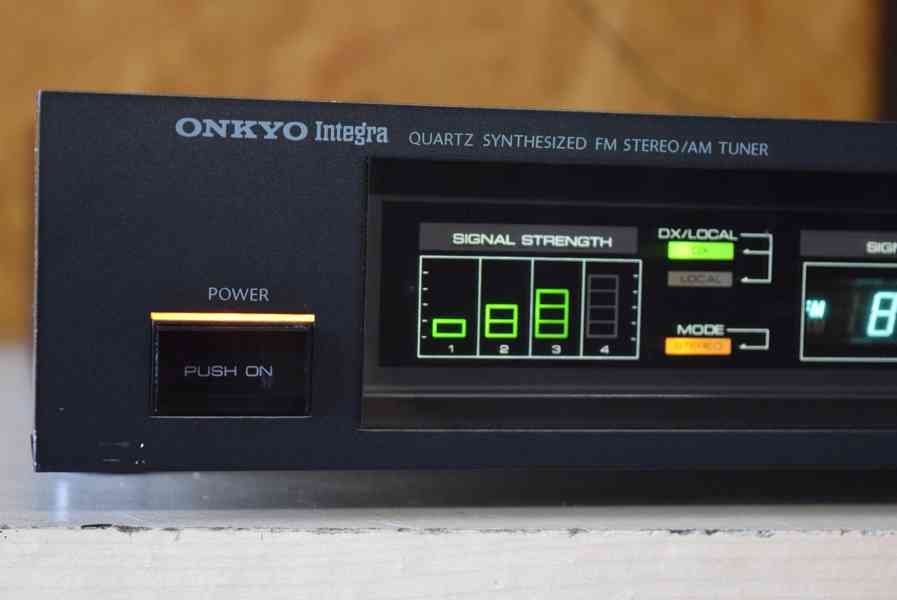 ONKYO INTEGRA T-4015 VÝBORNÝ STEREO TUNER !! - bazar - Hyperinzerce.cz