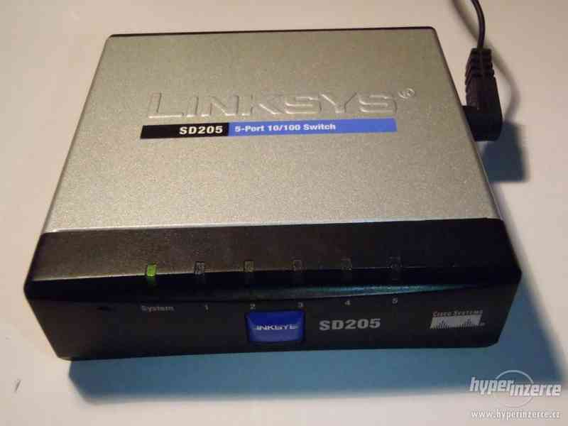 Linksys SD205 Switch - bazar - Hyperinzerce.cz
