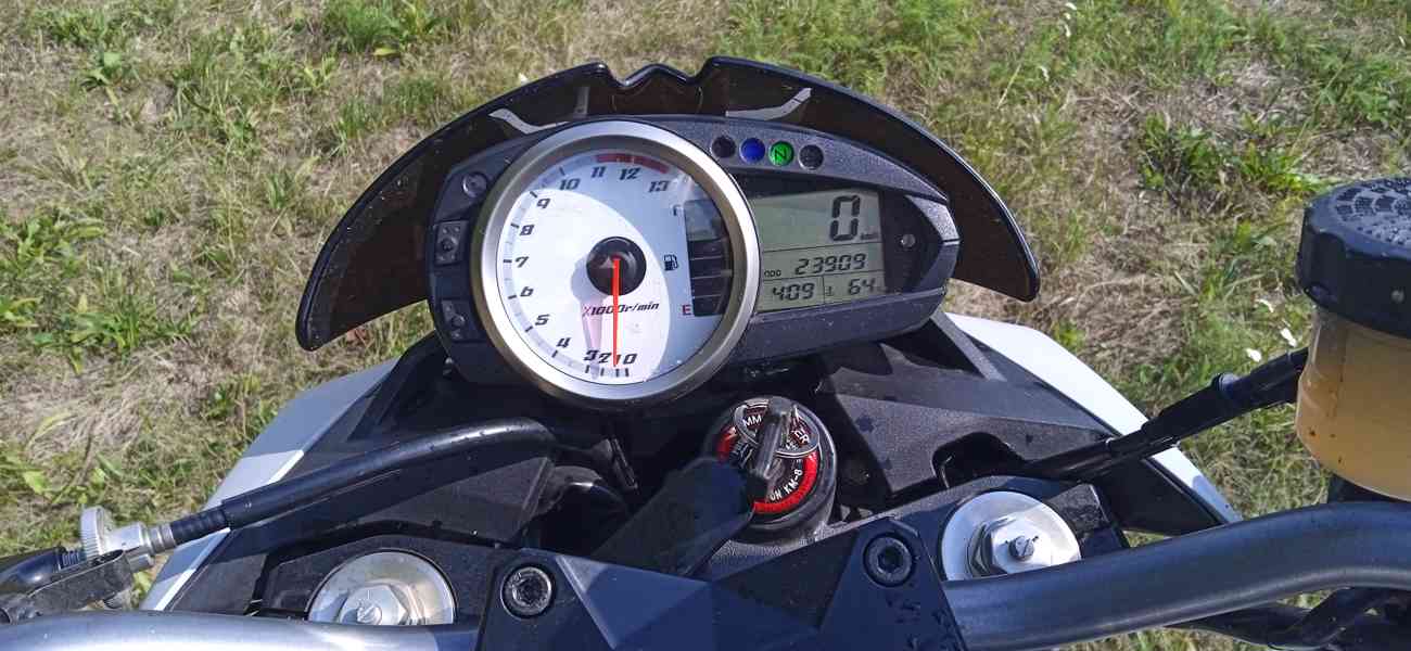 kawasaki Z1000 fuel injection - bazar - Hyperinzerce.cz