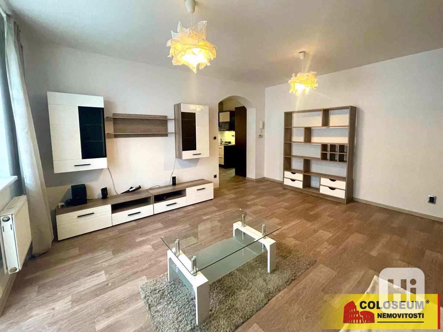 Hodonice, OV 3+1, 72 m2, balkon, rekonstrukce – byt - bazar - Hyperinzerce.cz