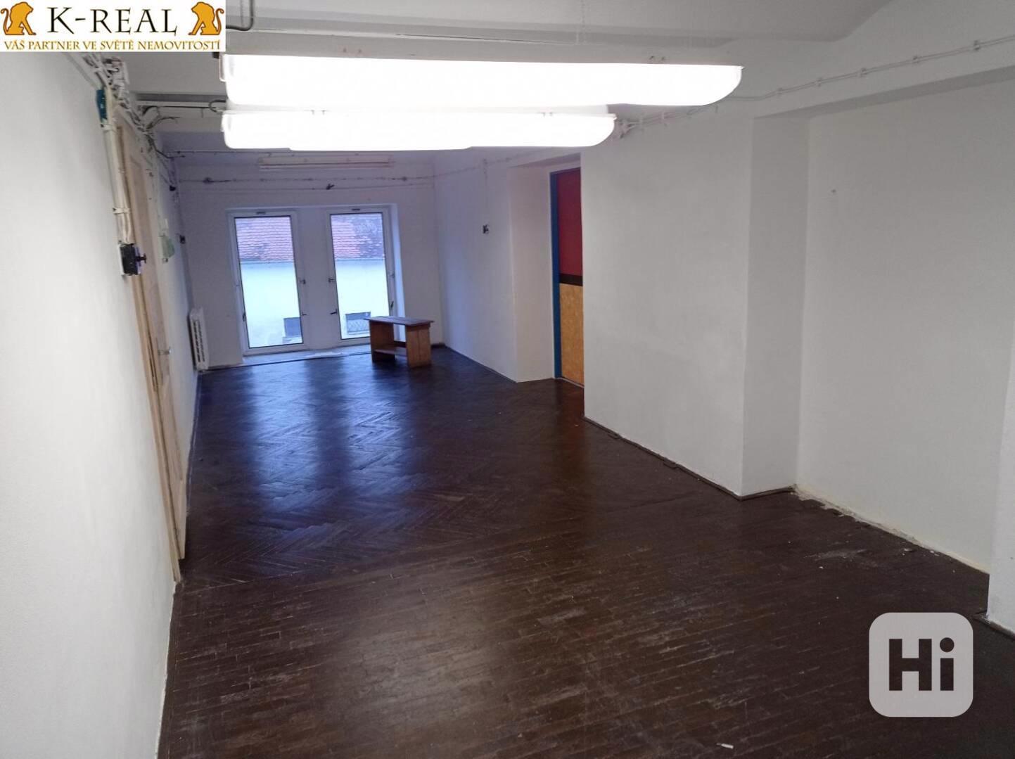 Pronájem kancelář 40 m2 Moravský Krumlov - bazar - Hyperinzerce.cz