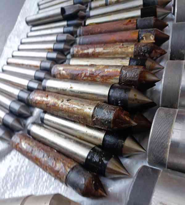 Upínací hrot pevný MK2 - MK6 - bazar - Hyperinzerce.cz