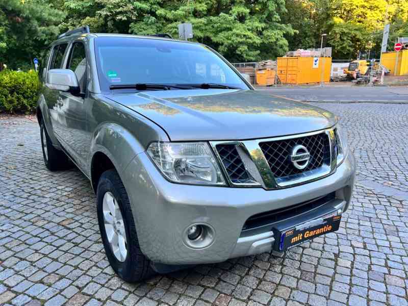 Nissan Pathfinder 2.5 dCi SE 140kw - bazar - Hyperinzerce.cz