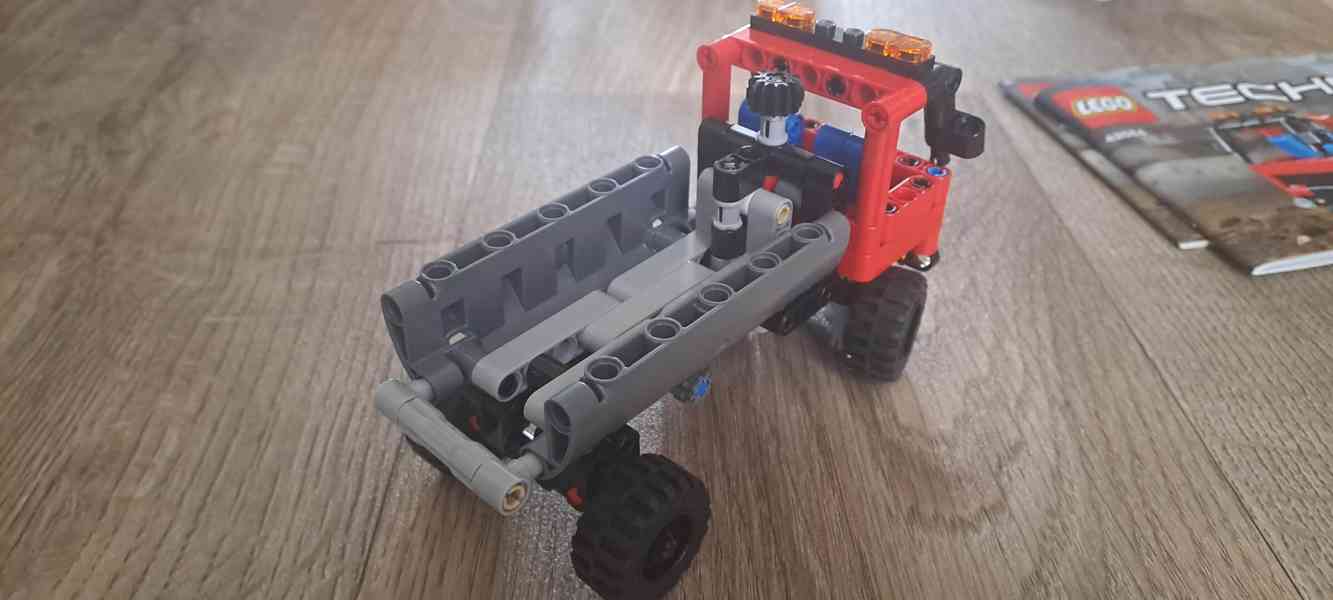 lego technic 42084 (mini nákladák) - bazar - Hyperinzerce.cz
