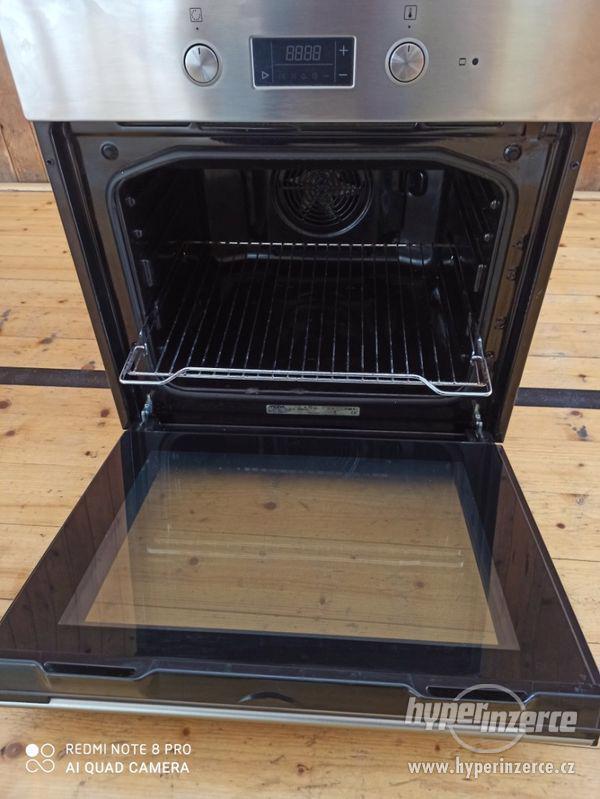 Vestavěná elektrická trouba MORA MBO 7303 FX - bazar - Hyperinzerce.cz