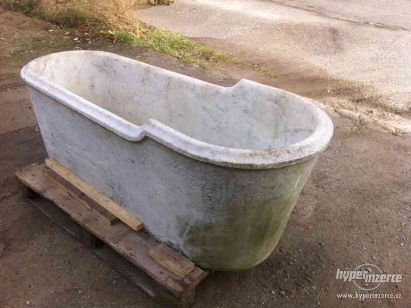 Velmi stará mramorová vana - unikát !!! - bazar - Hyperinzerce.cz
